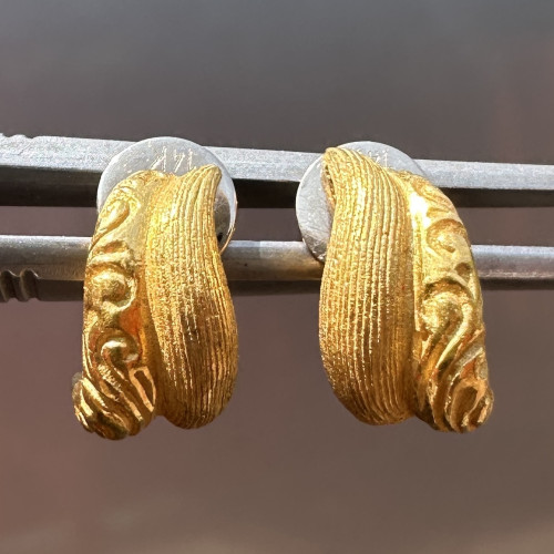 ต่างหู Gold Master ทอง24K แกะลาย ขนแมว แป้นทอง14K นน. 4.66 g