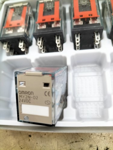 OMRON RELAY MODEL: MY2N-D2 24VDC ราคา 325.36 บาท
