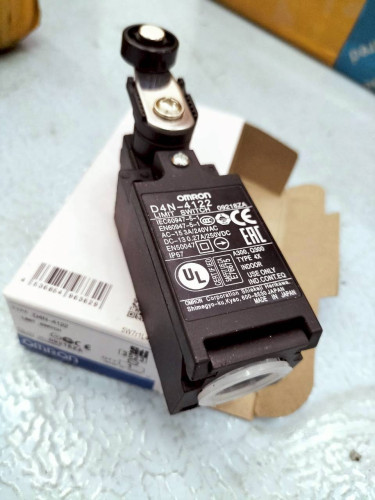 OMRON LIMIT SWITCH MODEL: D4N-4122 ราคา 330.00 บาท