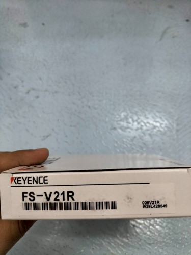 KEYENCE SENSOR MODEL: FS-V21R ราคา 2,000.00 บาท