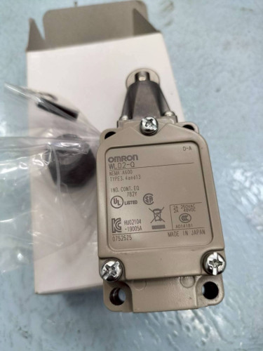 OMRON LIMIT SWITCH MODEL: WLD2-Q ราคา 887.00 บาท