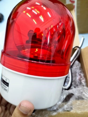 QLIGHTEC MODEL: S100UR-BZ-220-R ราคา 1,550.00 บาท