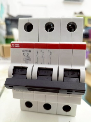 ABB MODEL: S203M-C6 6A 3P 15KA ราคา 1,173.00 บาท