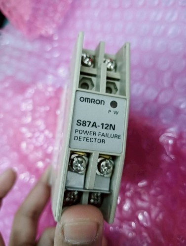 OMRON POWER FAILURE DETECTOR MODEL: S87A-12N 30VDC 150MA MAX 200/220 ...