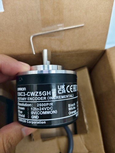 OMRON ROTARY ENCODER MODEL: E6C3-CWZ5GH 12-24VDC 2500P/R ราคา 9,500.00 บาท