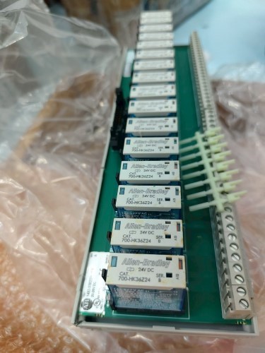 ALLEN-BRADLEY TERMINAL INTERFACE MODULE MODEL: 1492-XIM2024-16R 20 ...