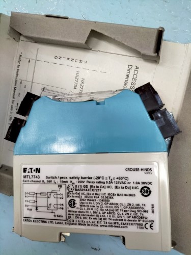 EATON DIN-RAIL MOUTING SAFETY BARRIERS MODEL: MTL7743 ราคา 13,500.00 บาท