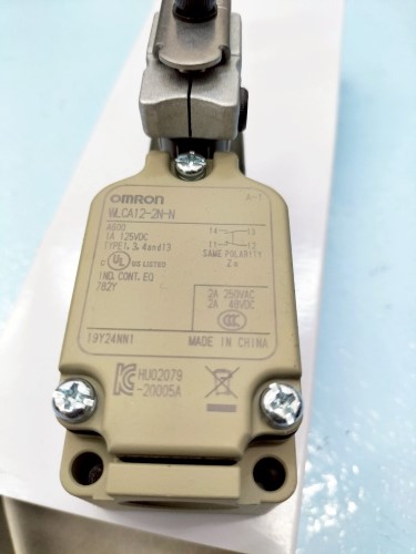 OMRON LIMIT SWITCH MODEL: WLCA12-2N-N ราคา 1,540 บาท