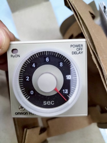 OMRON TIMER POWER OFF DELAY MODEL: H3CR-H8L AC100-120VAC 50/60HZ ราคา ...