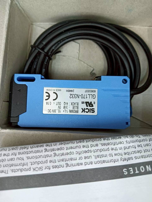 SICK FIBER OPTIC SENSOR MODEL: GLL170-N332 10-30VDC ราคา 3,200.00 บาท