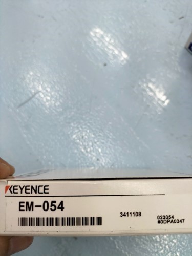 KEYENCE MODEL: EM-054 ราคา 3,500.00 บาท