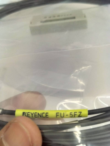 KEYENCE FIBER SENSOR MODEL: FU-5FZ ราคา 1,100.00 บาท