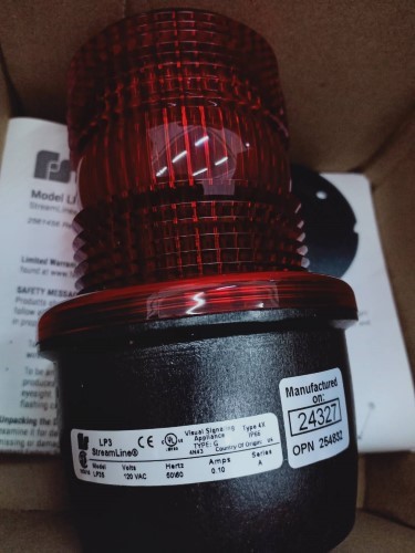 FEDERAL SIGNAL LP3 STREAMLINE TYPE:4X IP66 MODEL:LP3S-120R 120VAC 0 ...