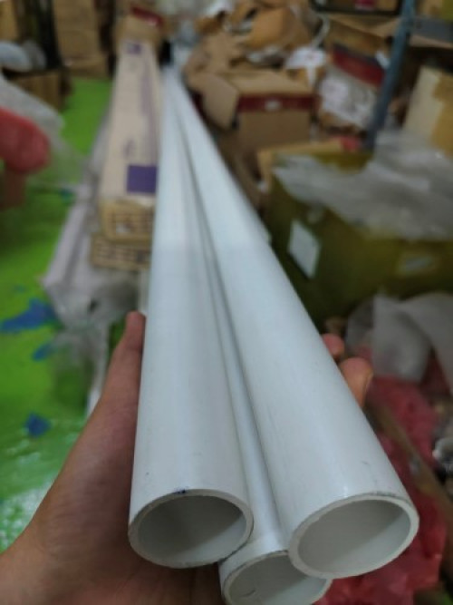 CLIPSAL ท่อร้อยสายไฟ UPVC 1132/292 32MM. สีขาว ราคา 100 บาท