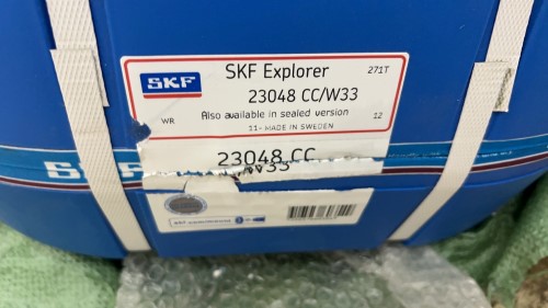 SKF 23048 CC/W33 ราคา 25,000 บาท