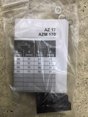 SCHMERSAL AZM170-B6 ราคา 1,596 บาท