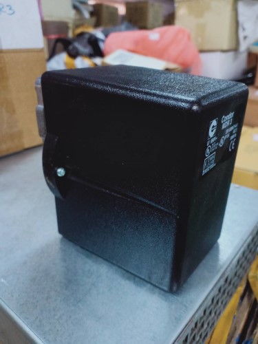 COVER CONDOR PRESSURE SWITCH FOR COMPRESSOR TANK K06 MODEL:MDR3 690V EN ...