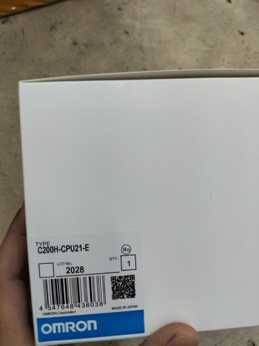 OMRON MODEL: C200H-CPU21-E ราคา 11,520 บาท