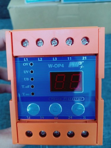 WIP DIGITAL PHASE PROTECTOR MODEL: W-OP4 3P 4W 380-415V ราคา 1,200 บาท