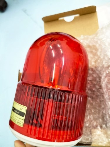 QLIGHTEC MODEL: S100R-BZ-24-R ราคา 950.00 บาท