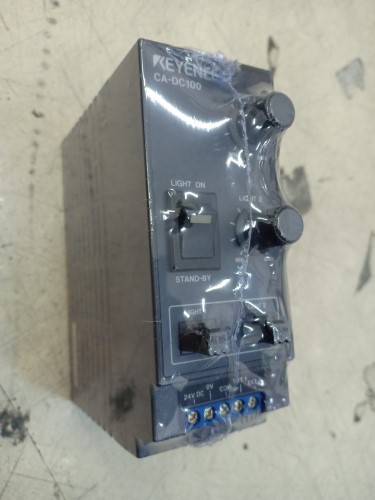 KEYENCE LIGHTING CONTROLLER MODEL: CA-DC100 ราคา 9,424 บาท