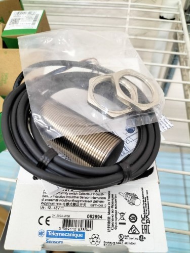 TELEMECANIQUE INDUCTIVE PROXIMITY SWITCH MODEL: XSAV-11373 ราคา 4,752. ...