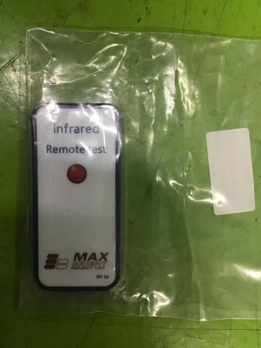 รีโมทไฟฉุกเฉิน MAX BRIGHT ราคา 150 บาท