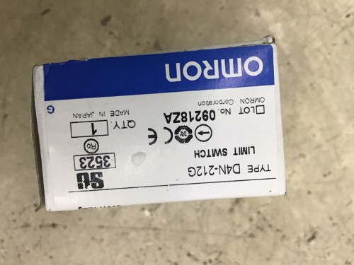 OMRON D4N-212G ราคา 450 บาท
