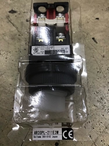 FUJI AR30PL-211E3W ราคา 685 บาท