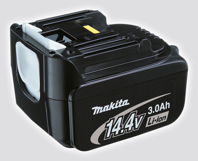 BATTERY MAKITA BL1430 14.4V 3.0AH ราคา 4,800 บาท