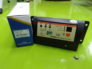 SOLAR CHARGE CONTROLLER LS1024R 12/24V 10A