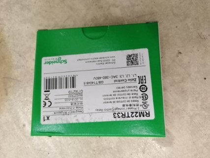 SCHNEIDER RM22TR33 ราคา5000บาท