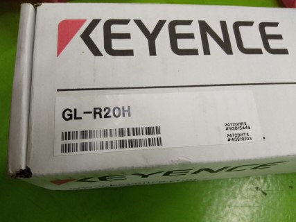 KEYENCE GL-R20H ราคา 15000 บาท