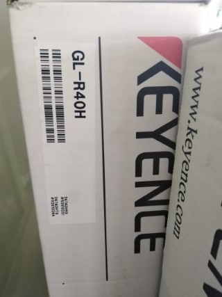 KEYENCE GL-R40H ราคา 12000 บาท