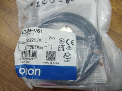 OMRON E3ZM-V61 ราคา 2000 บาท