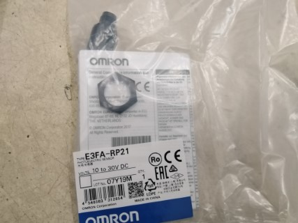 OMRON E3FA-RP21 ราคา 1350 บาท