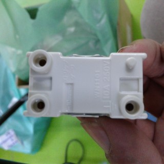 PANASONIC WN1101 10A 250V ราคา 25 บาท