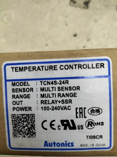 AUTONIC TEMPERATURE CONTROLLER MODEL: TCN4S-24R 100-240V ราคา 1,235 บาท