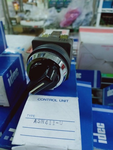 IDEC CONTROL UNIT MODEL: ASN411-U ราคา 300.00 บาท