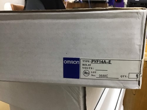 OMRON PYF14A-E ราคา 58 บาท
