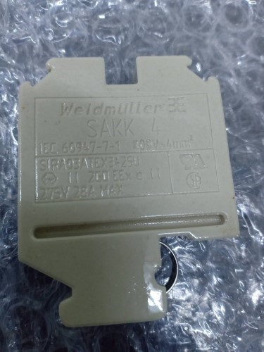 WEIDMULLER SAKK-4 NO.9502600000 800V 4MM ราคา 300 บาท