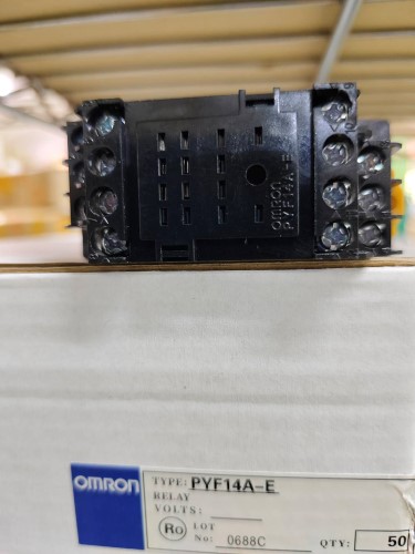 OMRON PYF14A-E ราคา 50 บาท