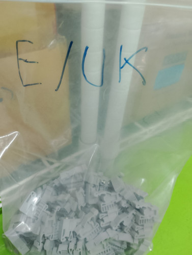 PHOENIX TERMINAL CONNECTOR E/UK ราคา 25 บาท