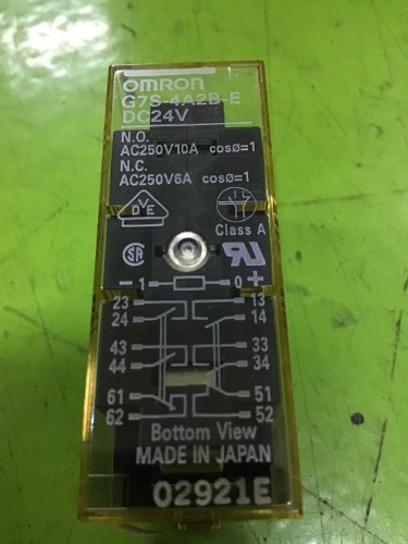 OMRON G7S-4A2B-E DC-24V ราคา 686 บาท