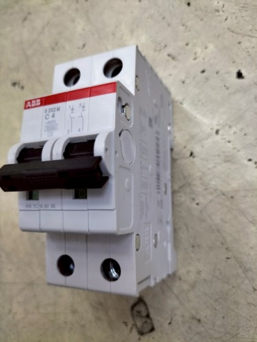 ABB MODEL: S202M-C4 4A 2P ราคา 1,470 บาท