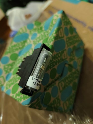 PHOENIX CONTACT MODEL: ST-SILED 24 5-30V ราคา 310 บาท