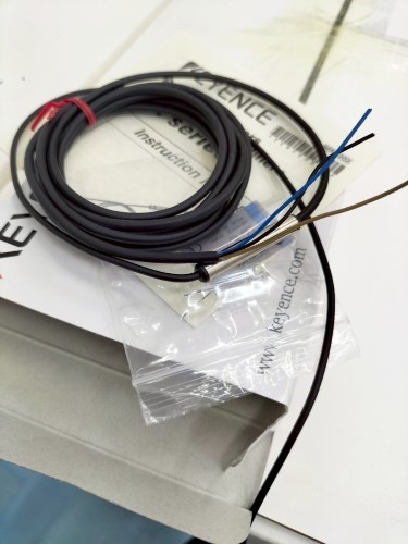 KEYENCE MODEL: EM-030 ราคา 1,150.00 บาท