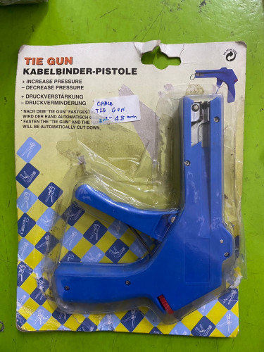CABLE TIE GUN 2.2-4.8MM. ราคา 100 บาท