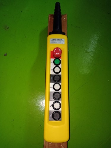 SCHNEIDER XAC-A881 ราคา 4,500 บาท