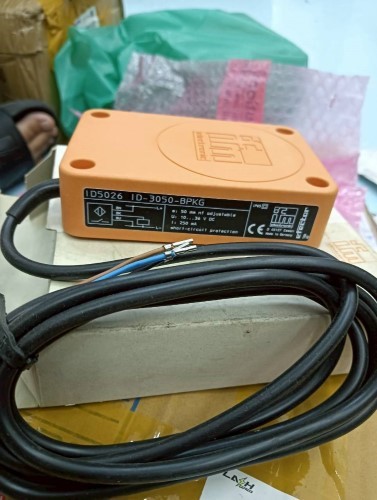 IFM POXIMITY SENSOR MODEL: ID5026 ID-3050-BPKG ราคา 6,700.00 บาท